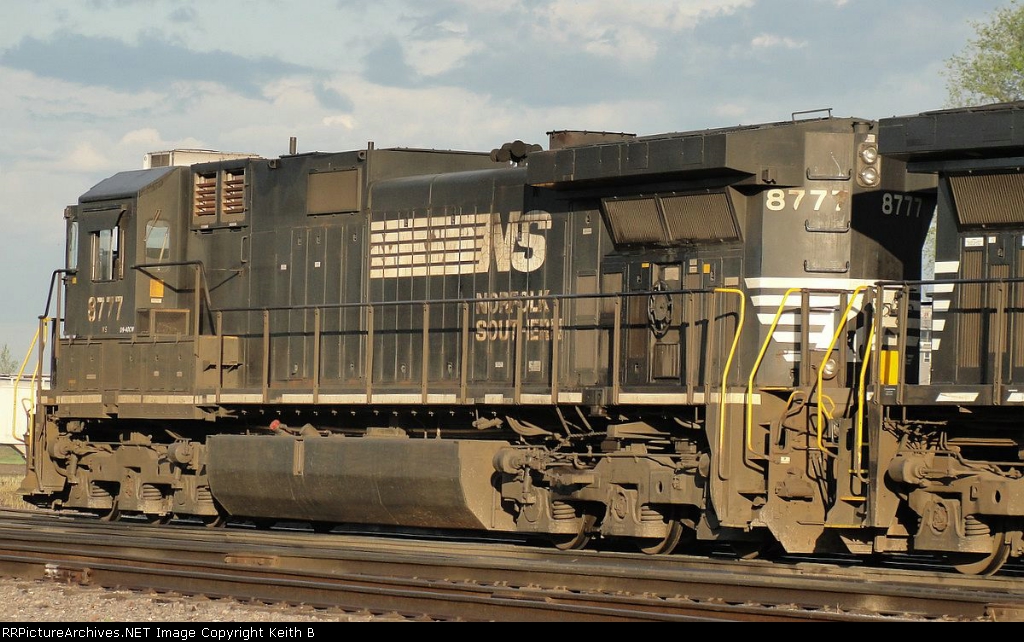 NS 8777